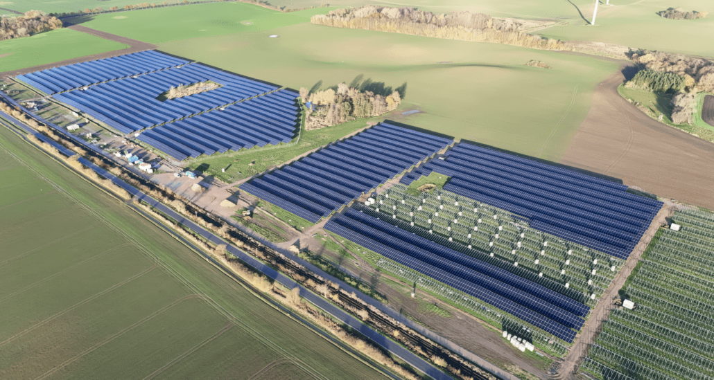 QUARTERBACK New Energy eröffnet Solarpark Göhl bei Oldenburg ...